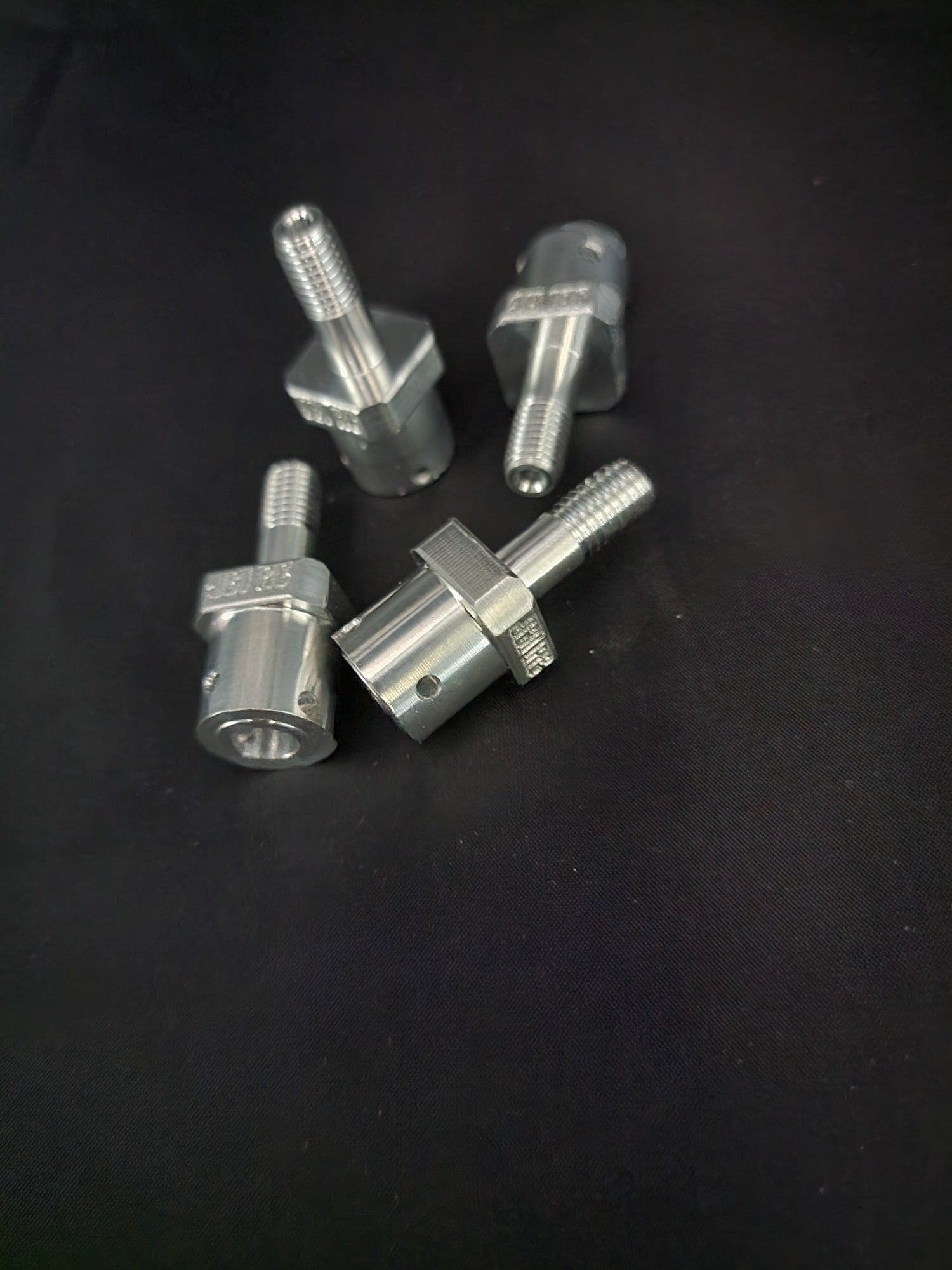 JBIRC TEKNO .75" Square Wheel Hub Adapter to GRP 1/5th Scale (4pc set ...